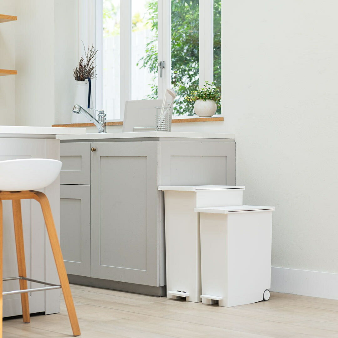 【KEYUCA公式店】ケユカ KEYUCA両開きダストボックス L（27L）ゴミ箱 ホワイト ブラック[観音開き ペダル式 シンプル ダストボックス キッチン スリム 左右に開く フタ付き 蓋 ...