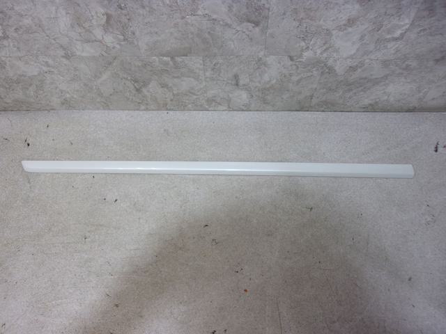 【楽天市場】【中古】★美品!激安!★NZT260 プレミオ 純正 ノーマル ドアモール フロント 左 75732-20750 / 2R5 ...