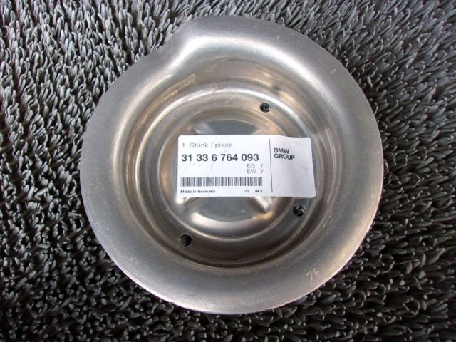 【楽天市場】【中古】★未使用!★BMW E81 1シリーズ 純正 ノーマル フロント スプリングマウントコーン 1個 31336764093 ...