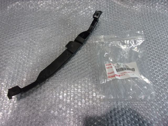 【楽天市場】【中古】★未使用!★2008年~2019年 セコイア 純正 ノーマル フロントフェンダーブラケット 右 53877-0C040 ...