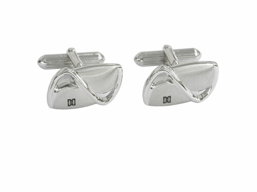 【楽天市場】ダックス カフス カフリンクス dc7015 シルバー 銀色 カフスボタン DAKS 男性用 紳士 ビジネス メンズ アクセサリー ジュエリー 高級 人気 ブランド おしゃれ ...