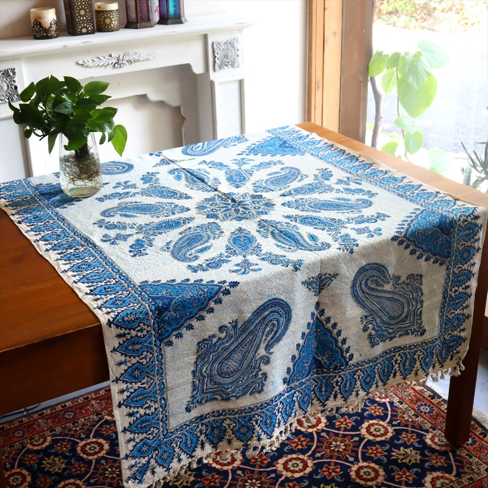 【楽天市場】【15%OFFクーポン対象品】ペルシャ更紗 イラン手染め布 147×99cm ブルー系 ペイズリー テーブルクロス ソファーカバー ...