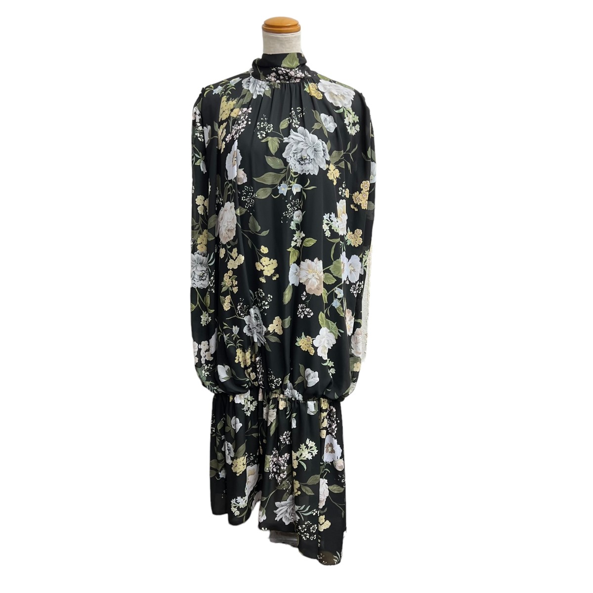 【楽天市場】【中古】AMERI RILEY LOW WAIST DRESS ブラック サイズ：F 【290424】（アメリ）：ブランド古着のカインドオル