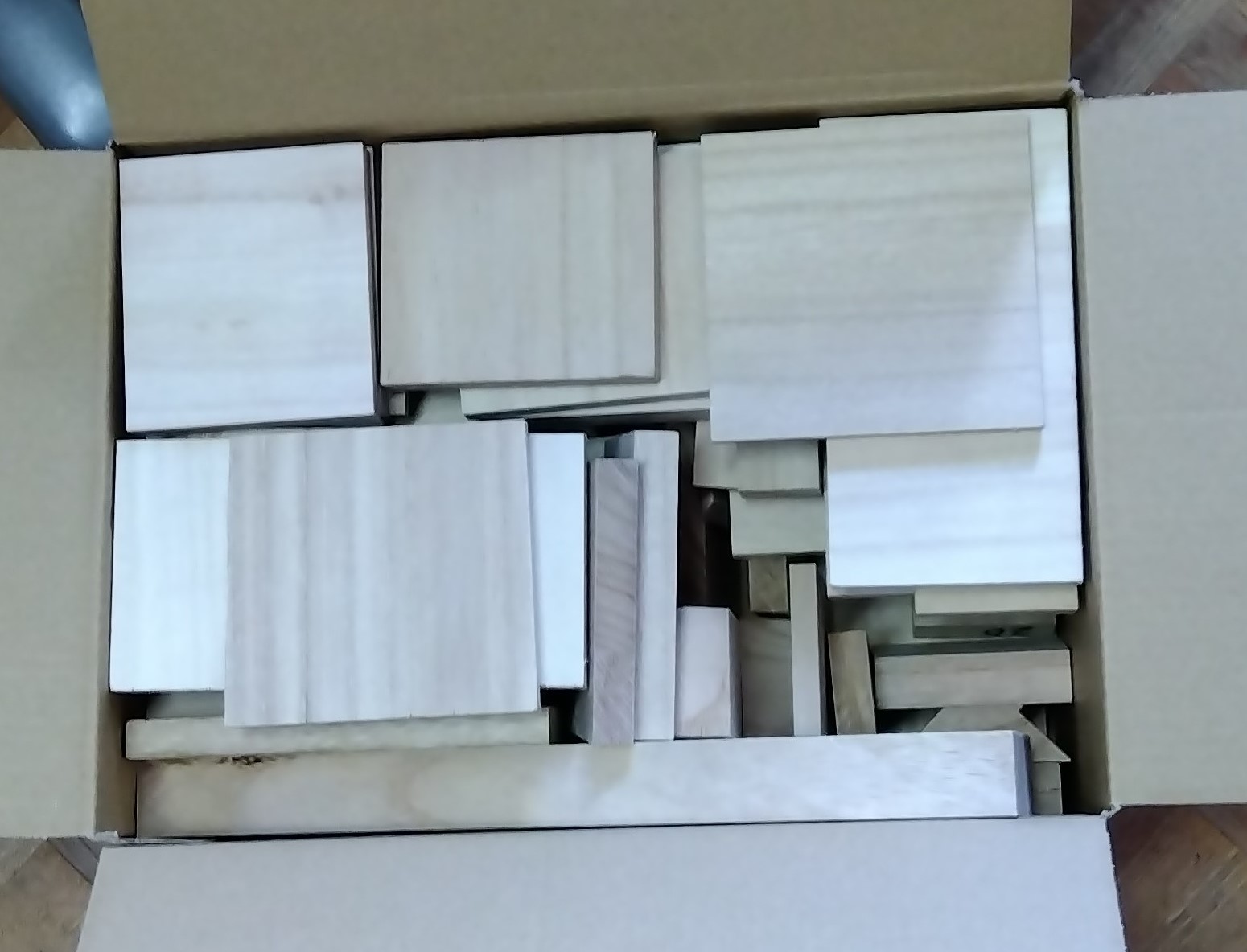 【楽天市場】桐端材集成材木材現品限りDIY桐端材・多種商品番号iri35-1：きりやさん