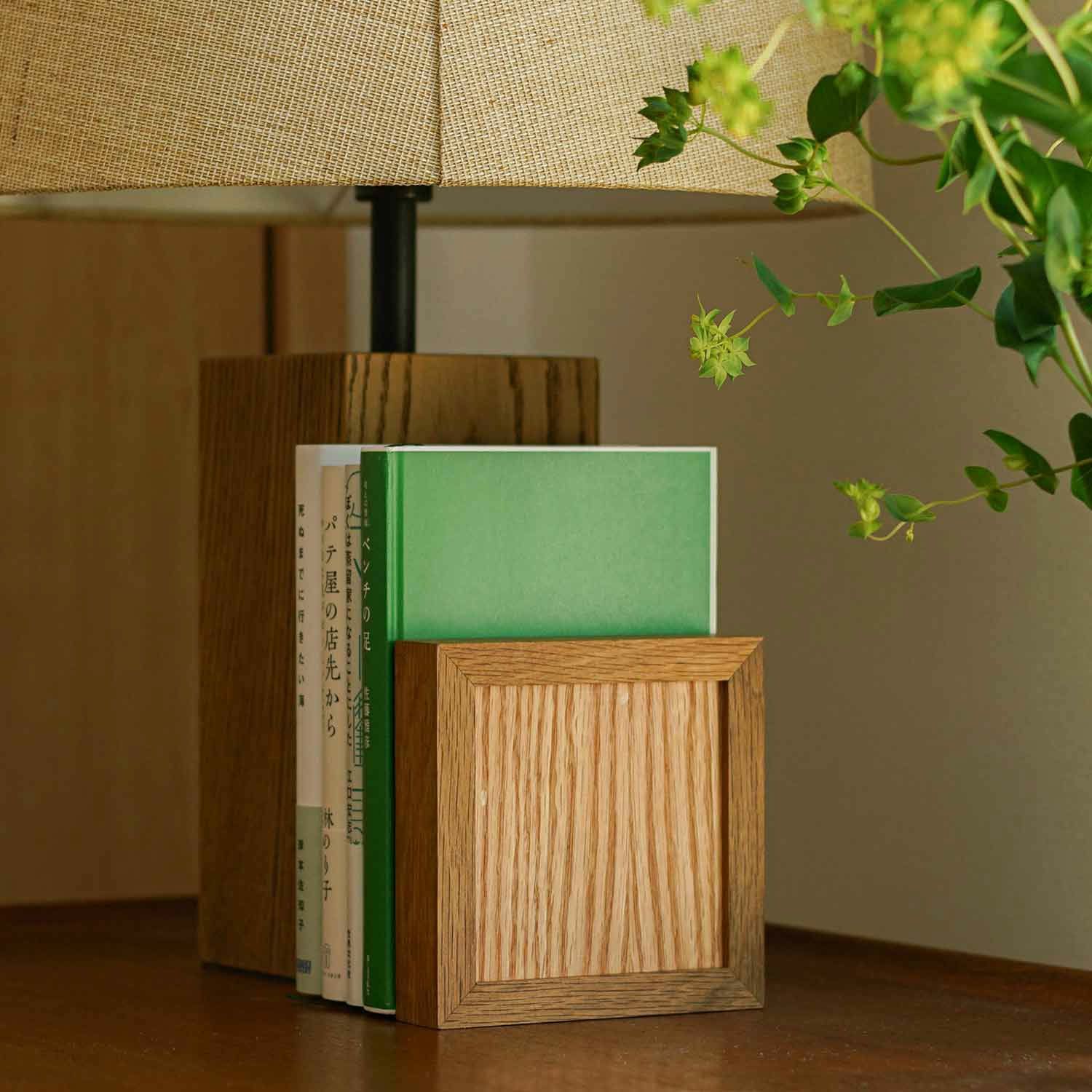 【楽天市場】EZ046 A ウッドブックエンド A 箱付き Oak wood オーク HIGHTIDE ハイタイド 本立て ブックスタンド ...