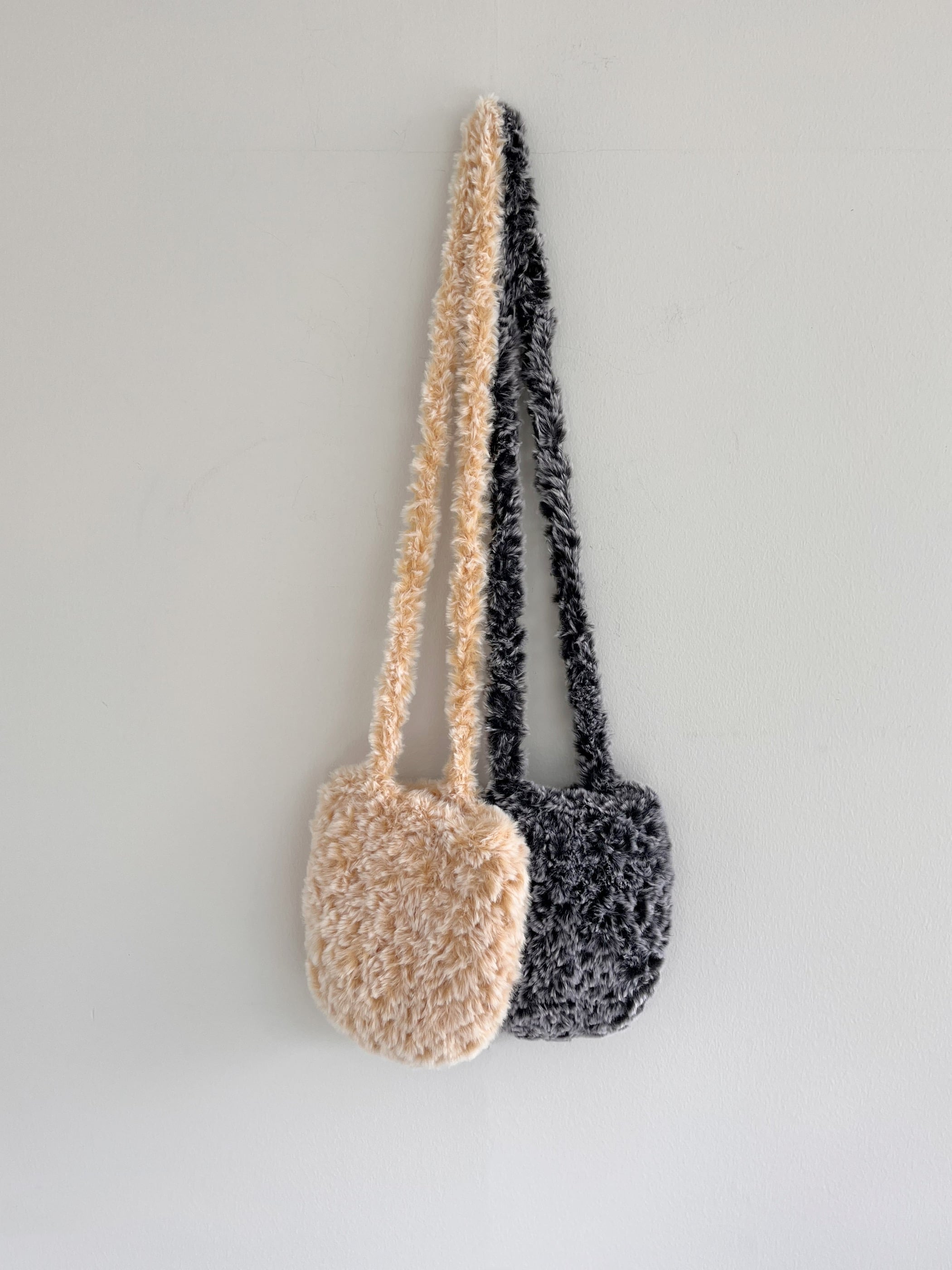 【楽天市場】【ACOC】 Super Mink Fur Round Bag アコック スーパーミンクファーラウンドバッグ ショルダーバッグ ...