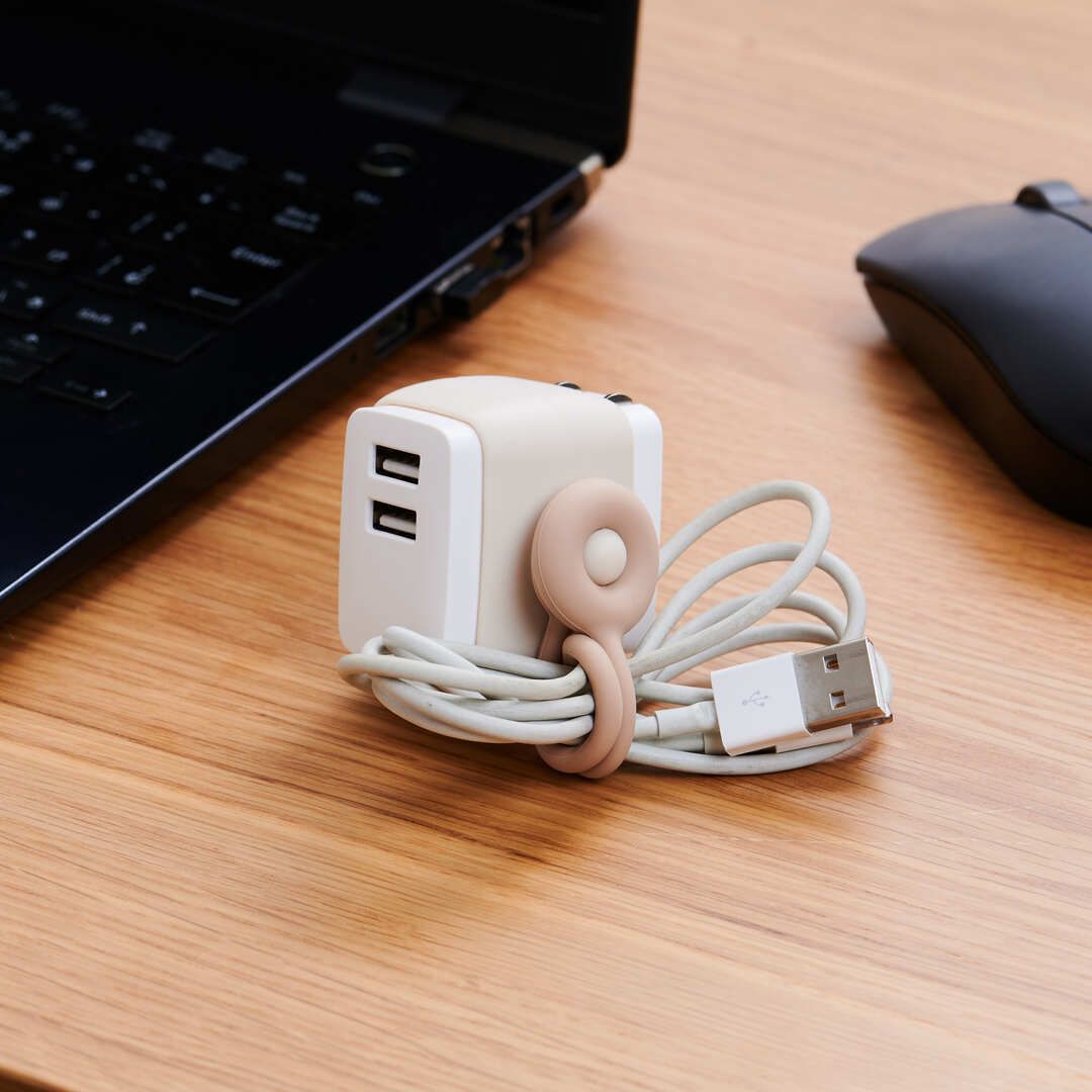 【楽天市場】【ポイント10倍】 ユートリム utlim USB充電器 USB-typeA ケーブルリング付 クラスアップ株式会社 UL ...