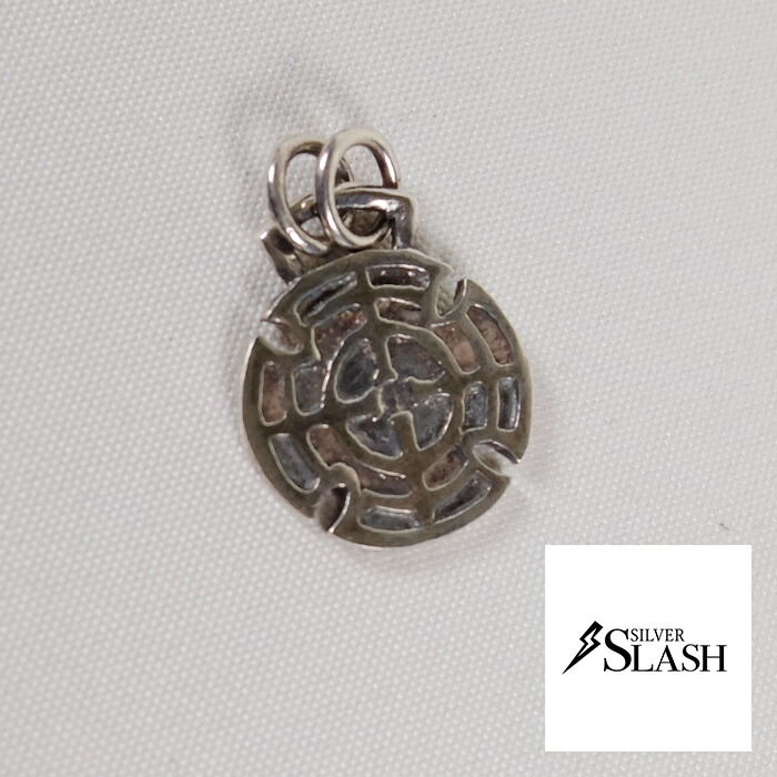 【楽天市場】SILVER SLASH ターゲットクロス ペンダントトップ 射的 的 十字架 蜂 SV950 シルバー：黒革 楽天市場店