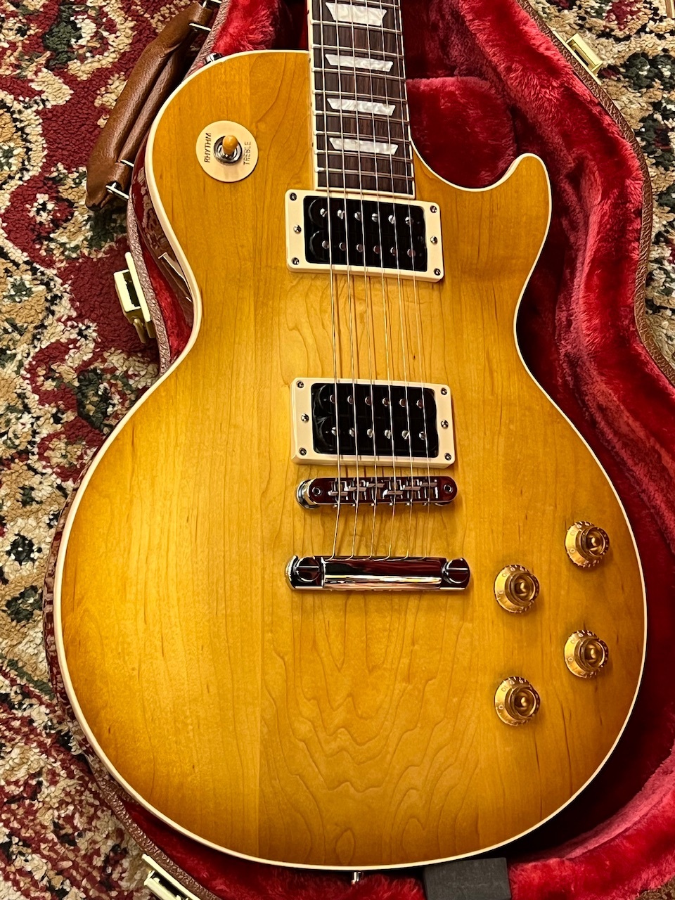 【楽天市場】Gibson【NEW】Slash "Jessica" Les Paul Standard, Honey Burst with ...