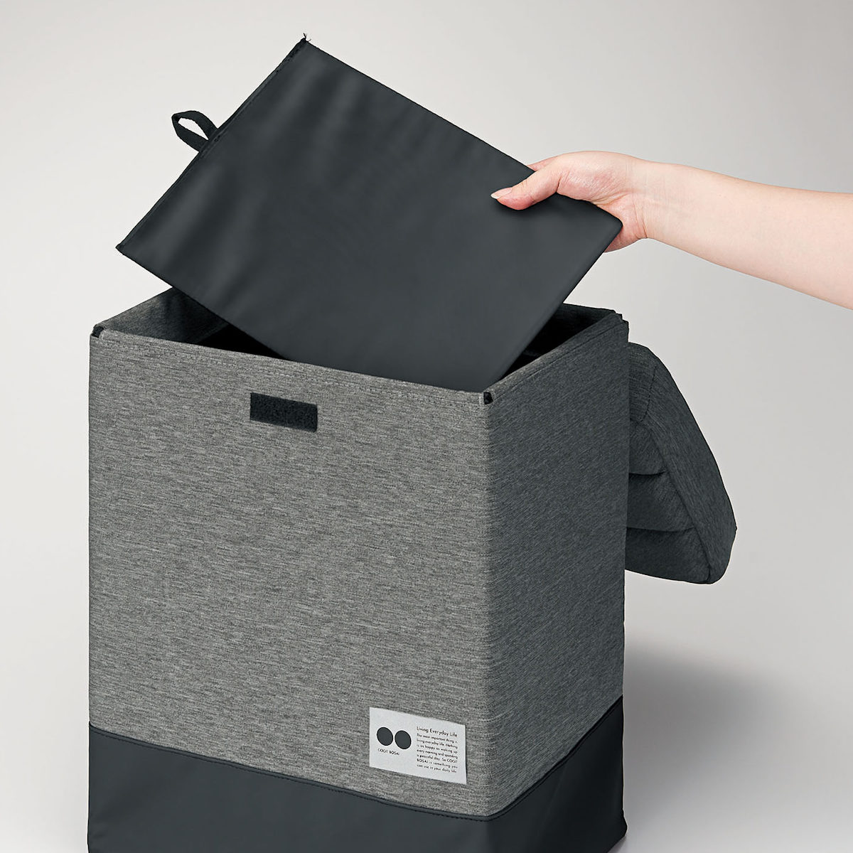 防災バッグ COGIT 防災 座れる玄関防災バッグ 防災リュック （ リュック 座れる 防災用品 防災グッズ 撥水 大容量 椅子 収納 スツール 玄関チェア 災害 緊急時 持ち運び いす ...