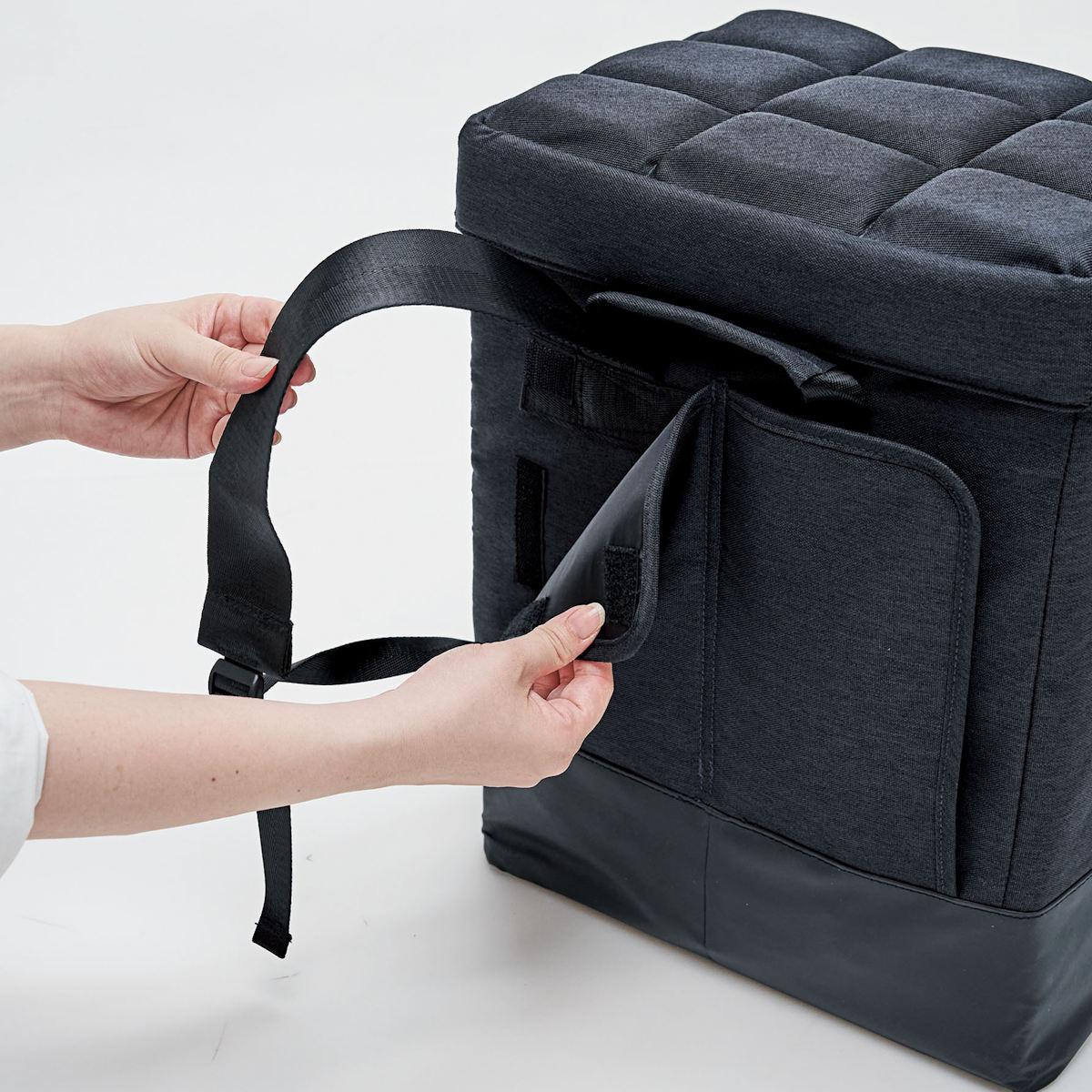 防災バッグ COGIT 防災 座れる玄関防災バッグ 防災リュック （ リュック 座れる 防災用品 防災グッズ 撥水 大容量 椅子 収納 スツール 玄関チェア 災害 緊急時 持ち運び いす ...