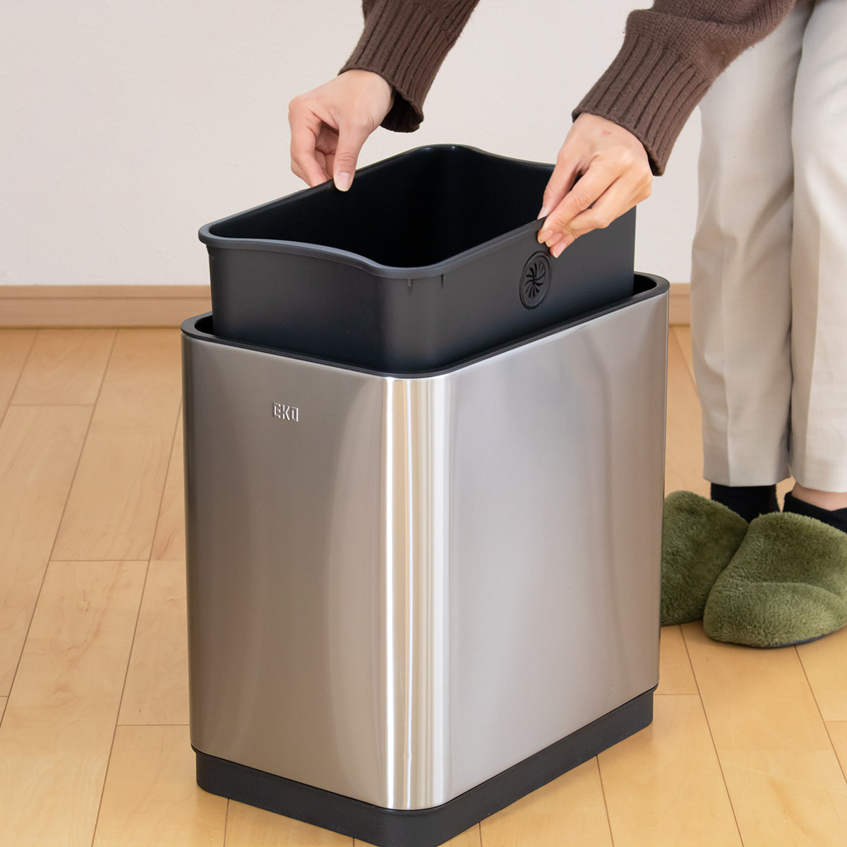 【楽天市場】EKO ゴミ箱 20L デラックスファントム センサービン ステンレス （ 送料無料 ごみ箱 自動開閉 センサー 20リットル ...