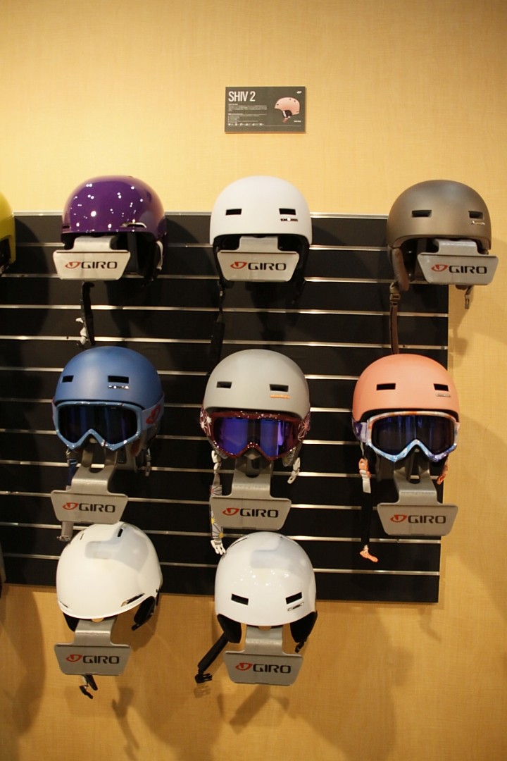 【楽天市場】【在庫限最終特価】 ジロ スノーヘルメット [ SHIV 2 ]シブ GIRO 【正規代理店商品】【送料無料】：ロコモショップ 楽天市場店
