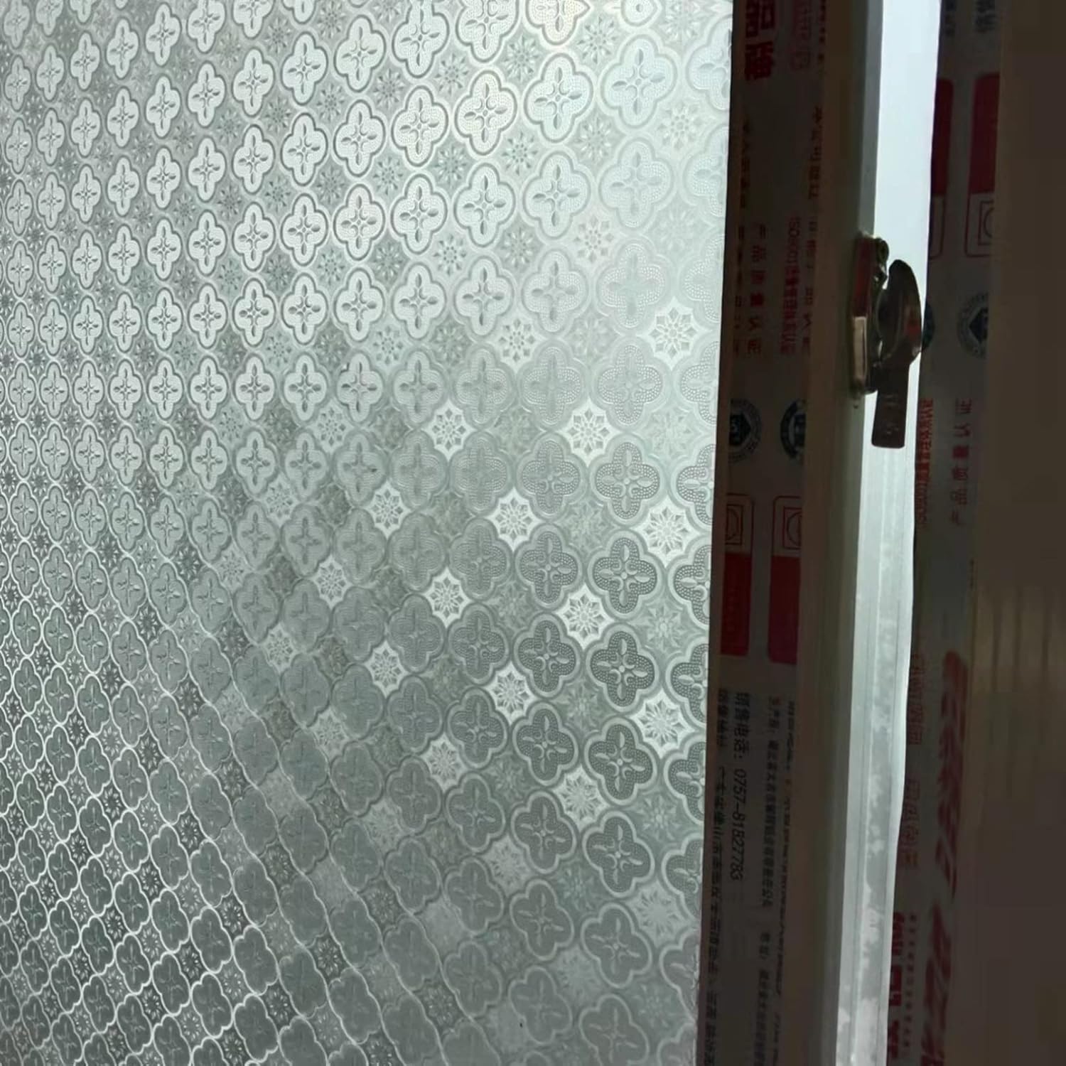 【楽天市場】ガラスフィルム すりガラス レトロ 花柄 外から見えない ガラス目隠しシート 2M 遮光 シート 断熱 シール 結露防止シート ...