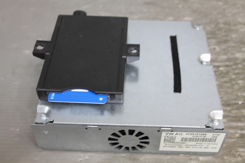 【楽天市場】Audi A4 2.0 TSI クワトロ 右ハンドル 後期(8KCDNF 8K) 純正 破損無 動作保証 地デジ TV チューナー ...