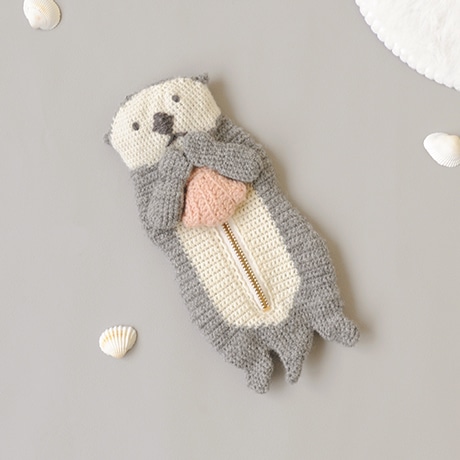 【楽天市場】ラッコのポーチ 編み物キット 品番H320-003-091 ハマナカ：手芸の丸十 楽天市場店