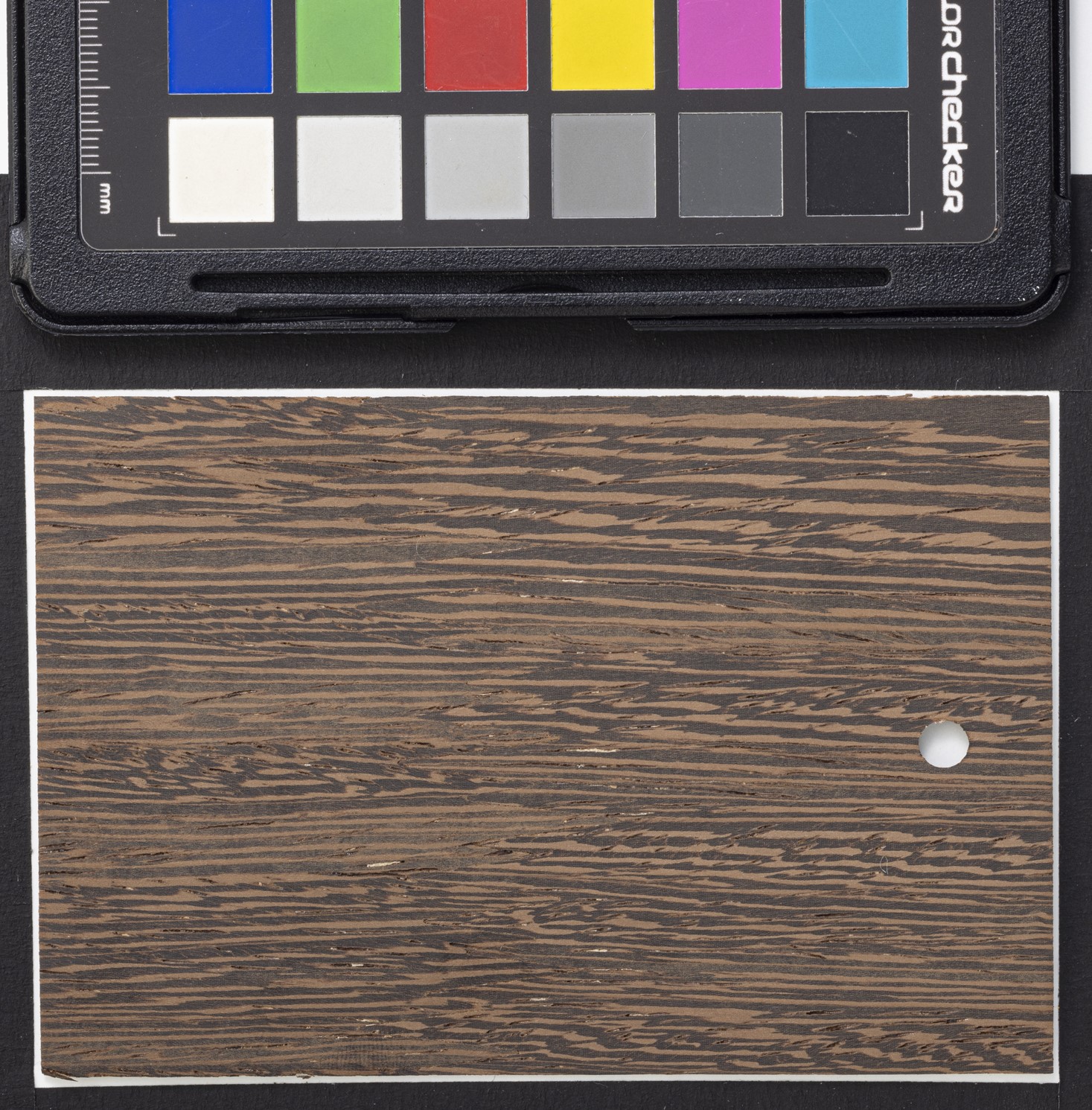 【楽天市場】ウッドテープ ウエンジ 50m 20・30・40・50・150mm 天然木 人工杢 突き板 木口ウッドテープ オムニツダ：島屋 ...