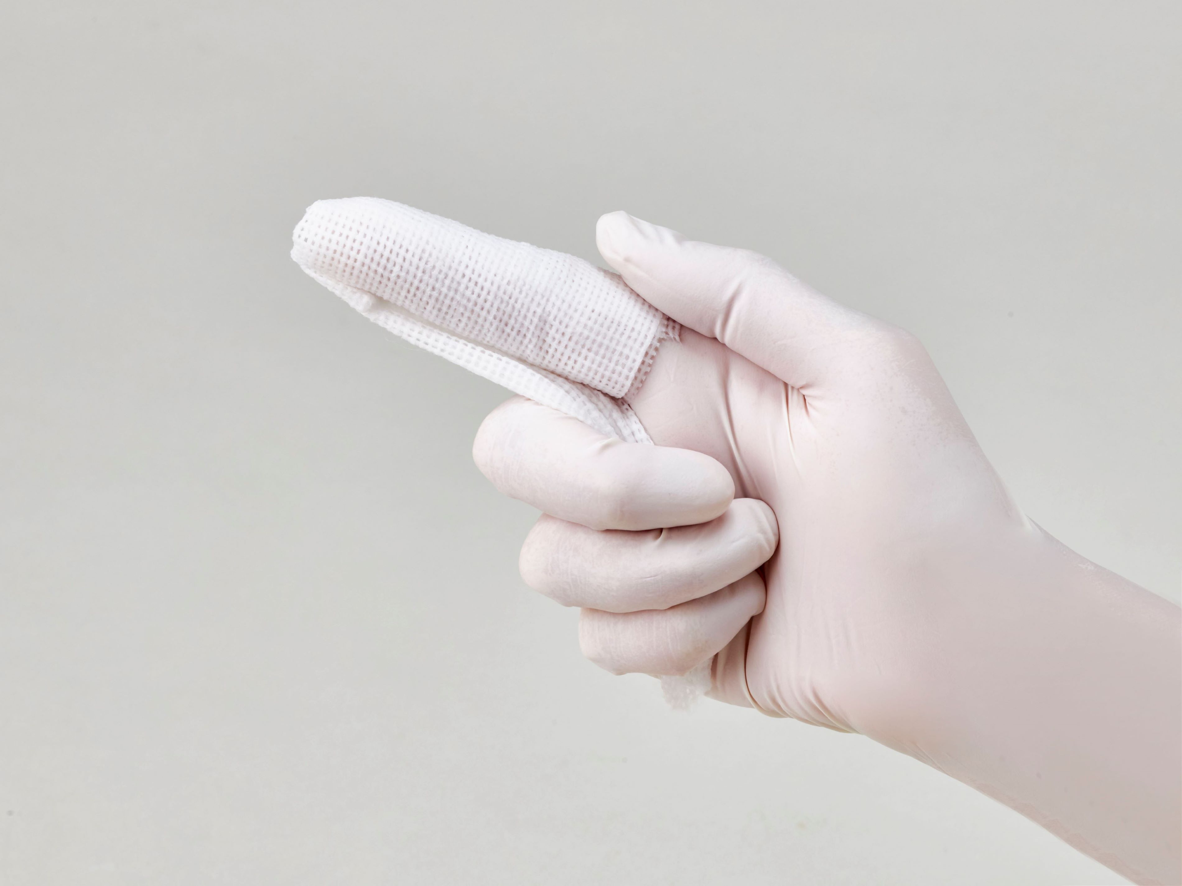 【楽天市場】爽快お口すっきりウエットシート 50枚入 1156993 ミント風味 ハクゾウメディカル：マツヨシ 楽天市場店