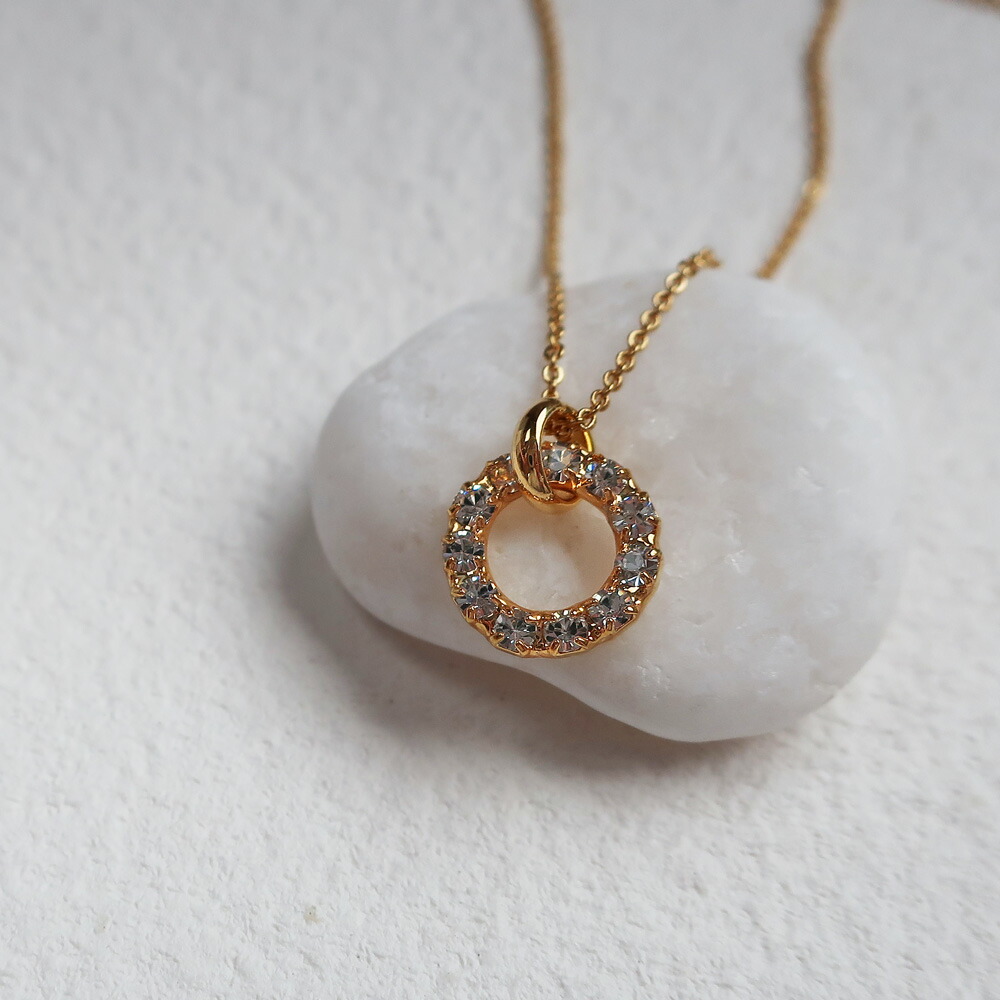 【楽天市場】【最大10%OFFクーポン配布中】 ネックレス サークル リング マル ラインストーン ゴールド オフィス ブランド k18gp 日本製 レディース ニッケルフリー 大人 女性 ...