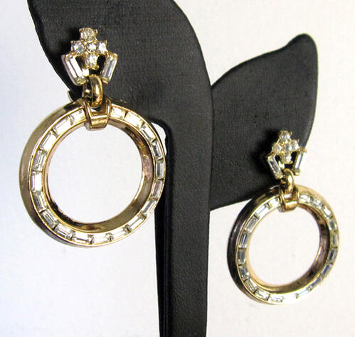 【楽天市場】Trifar トリファリ クリスタル フープ イヤリング ヴィンテージ ビンテージ Vintage・ アンティーク アクセサリー ...