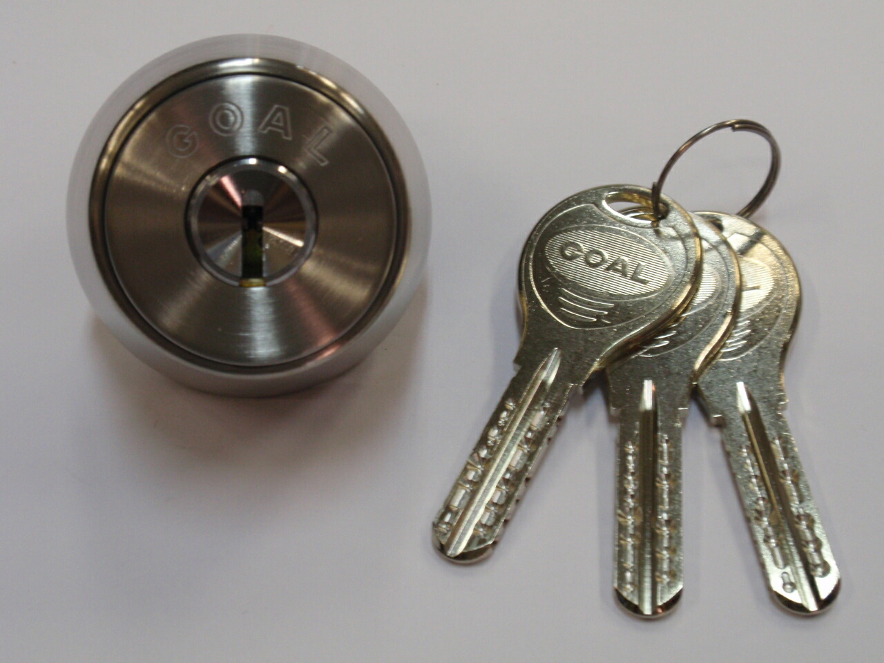 【楽天市場】GOAL V-GMBH MIWA BH DZ LD 取替用シリンダー シルバー 防犯 鍵 交換 玄関錠 取り換え ディンプルキー：港町MARKET 楽天市場店