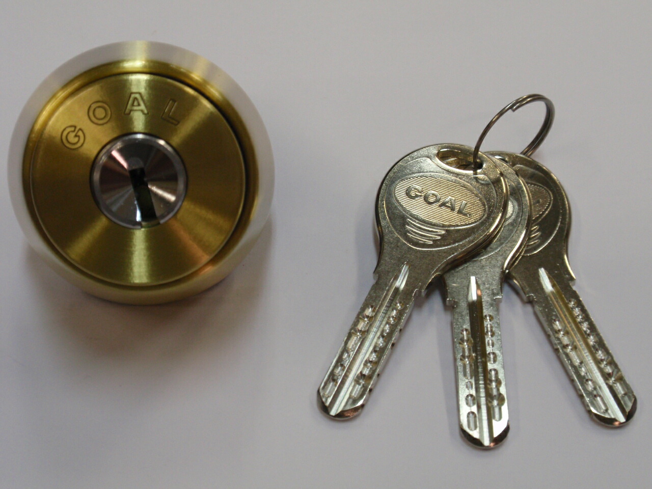 【楽天市場】GOAL V-GMBH MIWA BH DZ LD 取替用シリンダー 金色 ゴールド 防犯 鍵 交換 玄関錠 取り換え ディンプルキー：港町MARKET 楽天市場店