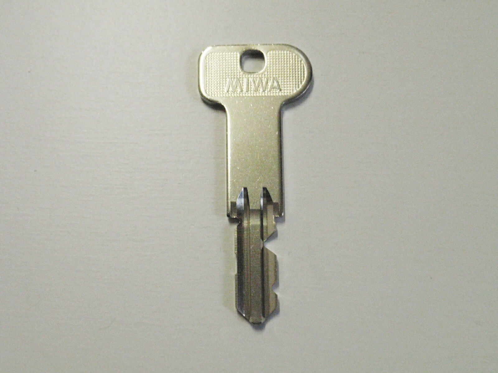 【楽天市場】MIWA （美和ロック） 純正キー U9 U5 U6 PX 合鍵 スペアキー 子鍵：港町MARKET 楽天市場店