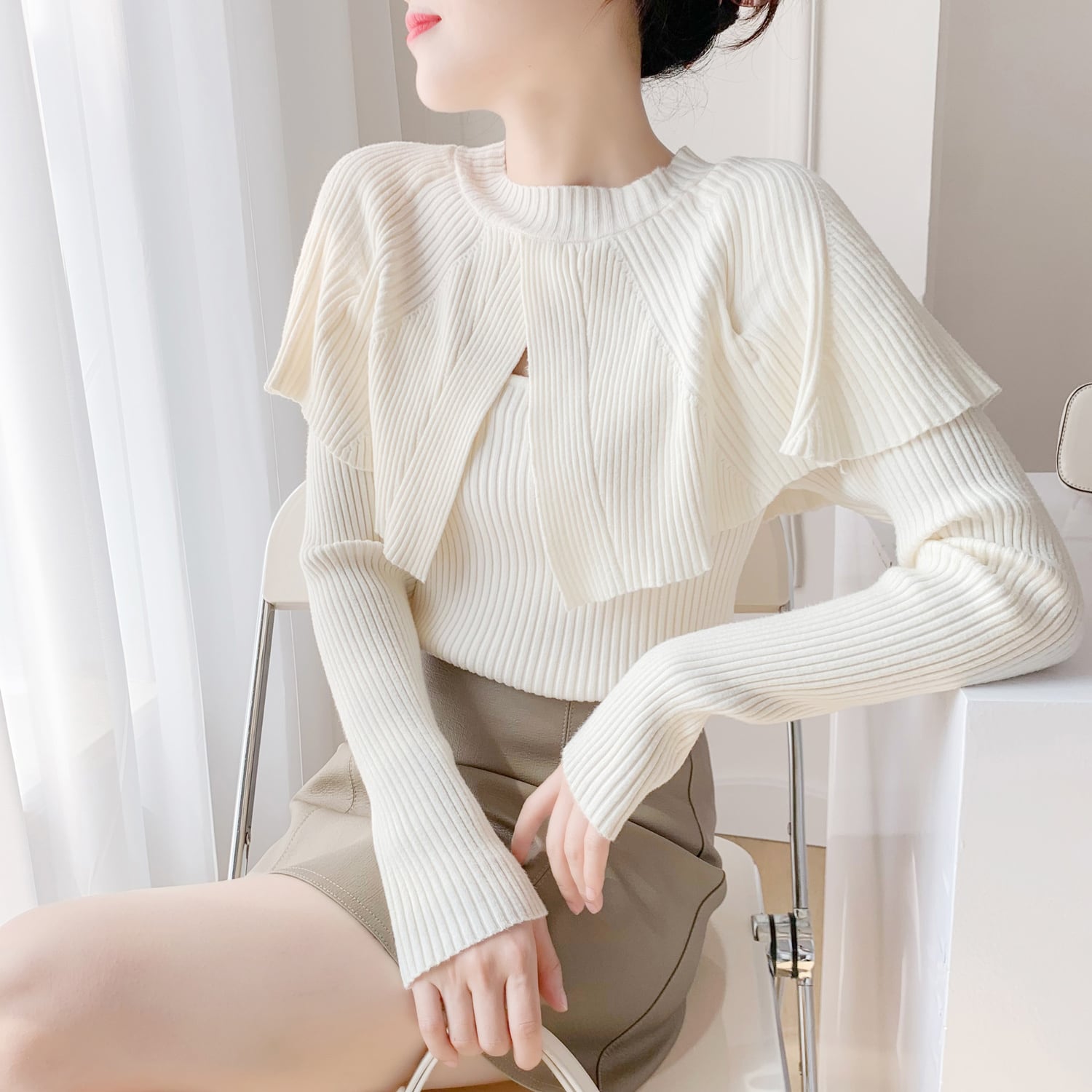 【楽天市場】3color レディース トップス ニットセーター ニット セーター ミディアム丈 ケープデザイン プルオーバー 無地 袖あり 長袖 スリム：MINETTE レディースアパレル