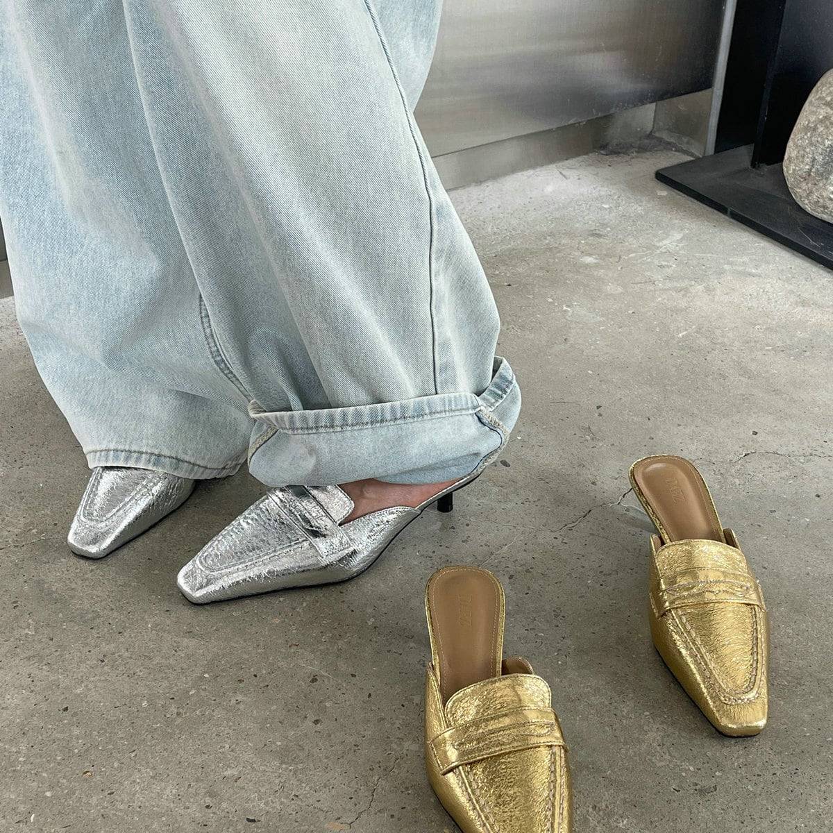 【楽天市場】2color レディース ミュール レディースシューズ ローファーミュール 光沢感 3cmヒール ローヒール つっかけ PU ...