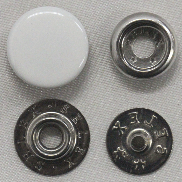 【楽天市場】ボタン ドットボタン 7301 SELEX 13mm 5セット入 ジャンパーホック 白 つや有 xP-SSL シルバー キャップ ...