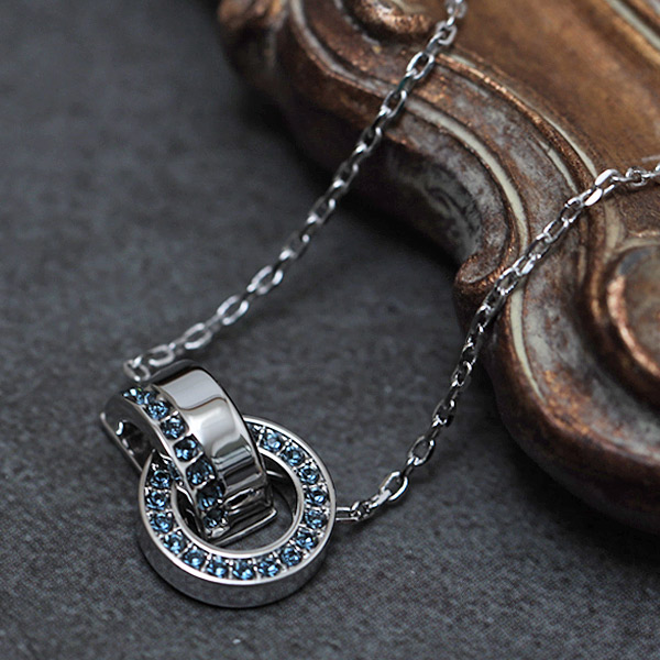 【楽天市場】スワロフスキー SWAROVSKI ホロウ Hollow インターロッキングループ ペンダント ネックレス アクセサリー シルバー ...