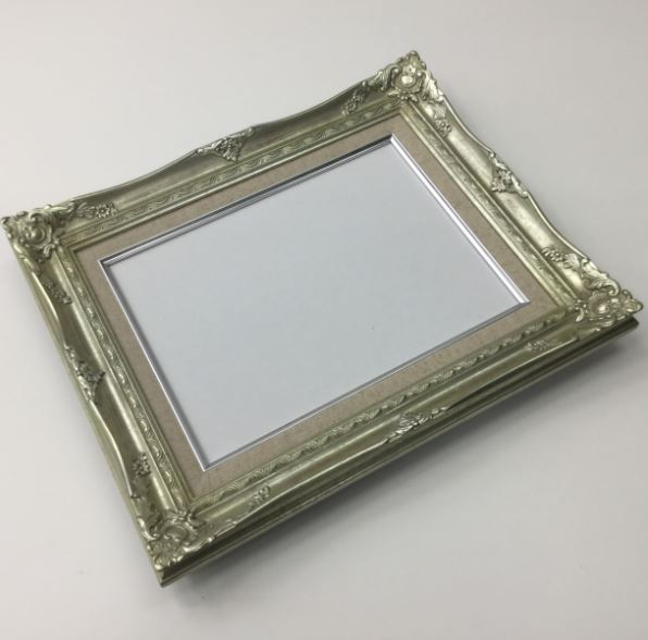 【楽天市場】額.額縁.油彩額縁 9232N （銀）サイズ SM：株式会社 三井商店