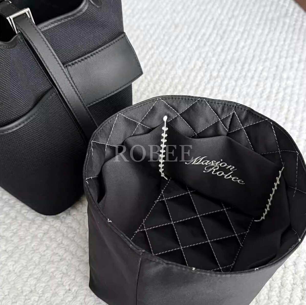 【楽天市場】【新発売 刺繍デザイン】 バッグインバッグ エルメス ピコタンPM / MM対応 自立 軽い Hermes Picotin対応 インナーバッグ 超極細繊維素材 レディース ツール ...