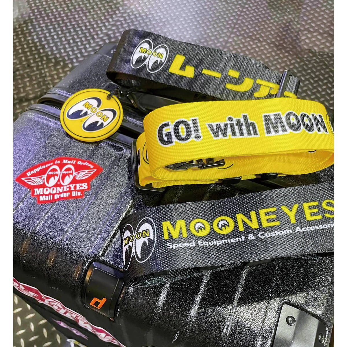 【楽天市場】ムーンアイズ Go! with MOON トラベル ラゲッジ ベルト：MOONEYES