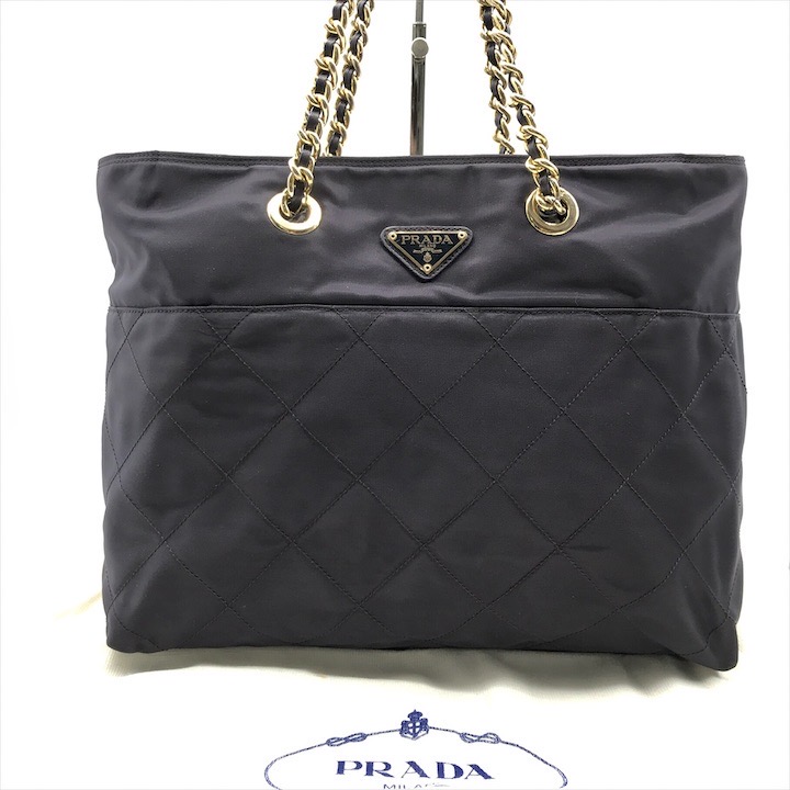 【楽天市場】【中古】良品 PRADA プラダ 三角ロゴ プレート キルティング ナイロン チェーン ショルダー バッグ ネイビー k3033：BEGINSELL