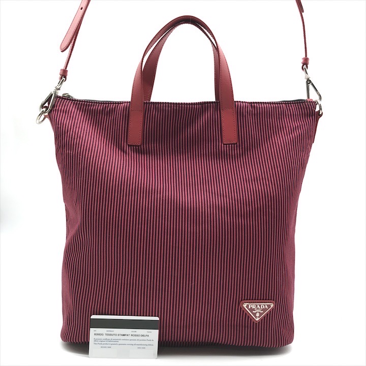 【楽天市場】【中古】良品 PRADA プラダ 三角ロゴ プレート 2WAY トート ショルダー バッグ ストライプ レッド キャンバス レザー レディース k5526：BEGINSELL