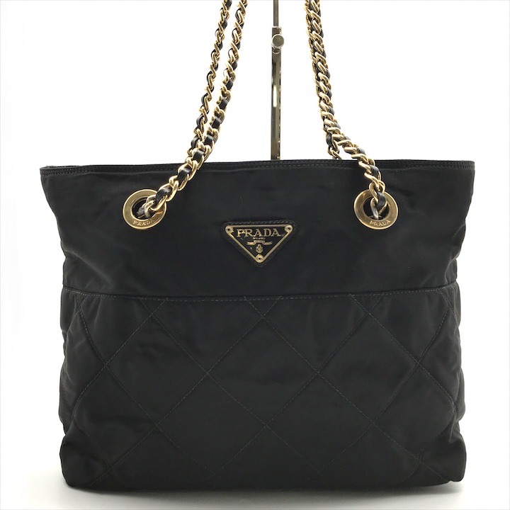 【楽天市場】【中古】良品 PRADA プラダ 三角ロゴ プレート キルティング ナイロン チェーン ショルダー バッグ 肩掛け ブラック レディース k5140：BEGINSELL