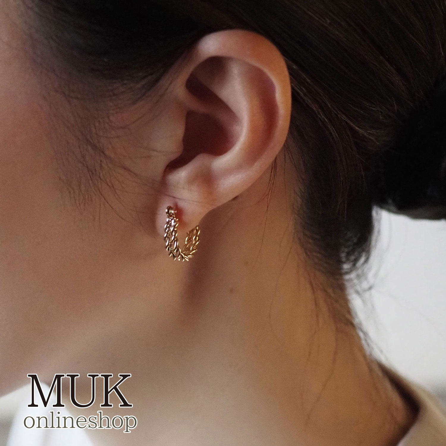 【楽天市場】ピアス k18 18金ポスト 金属アレルギー 日本製 ニッケルフリー フープ K18ポストピアス シンプル メタル ゴールド シルバー：MUK ONLINE SHOP 楽天市場店