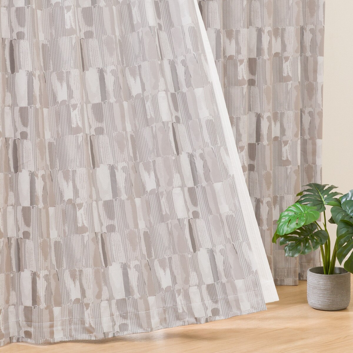 【楽天市場】裏地付き遮光1級･遮熱カーテン(PK145 GY)【玄関先迄納品】：ニトリ