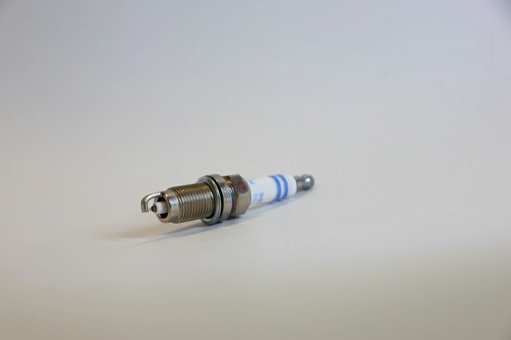 【楽天市場】BOSCH ボッシュ スパークプラグ FR7HPP33+ 4本セット ダブルプラチナ Double PLATINUM ...