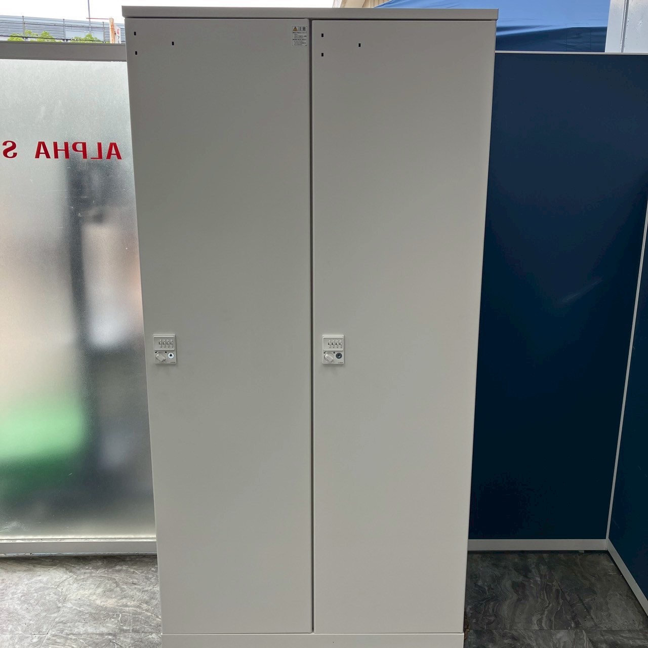 【楽天市場】【中古】イトーキ ITOKI 2人用ロッカー HCE-0921SF-W9 収納家具 オフィス家具 ホワイト W900 / D515 / H1790：オフィス家具 アクティブキュー