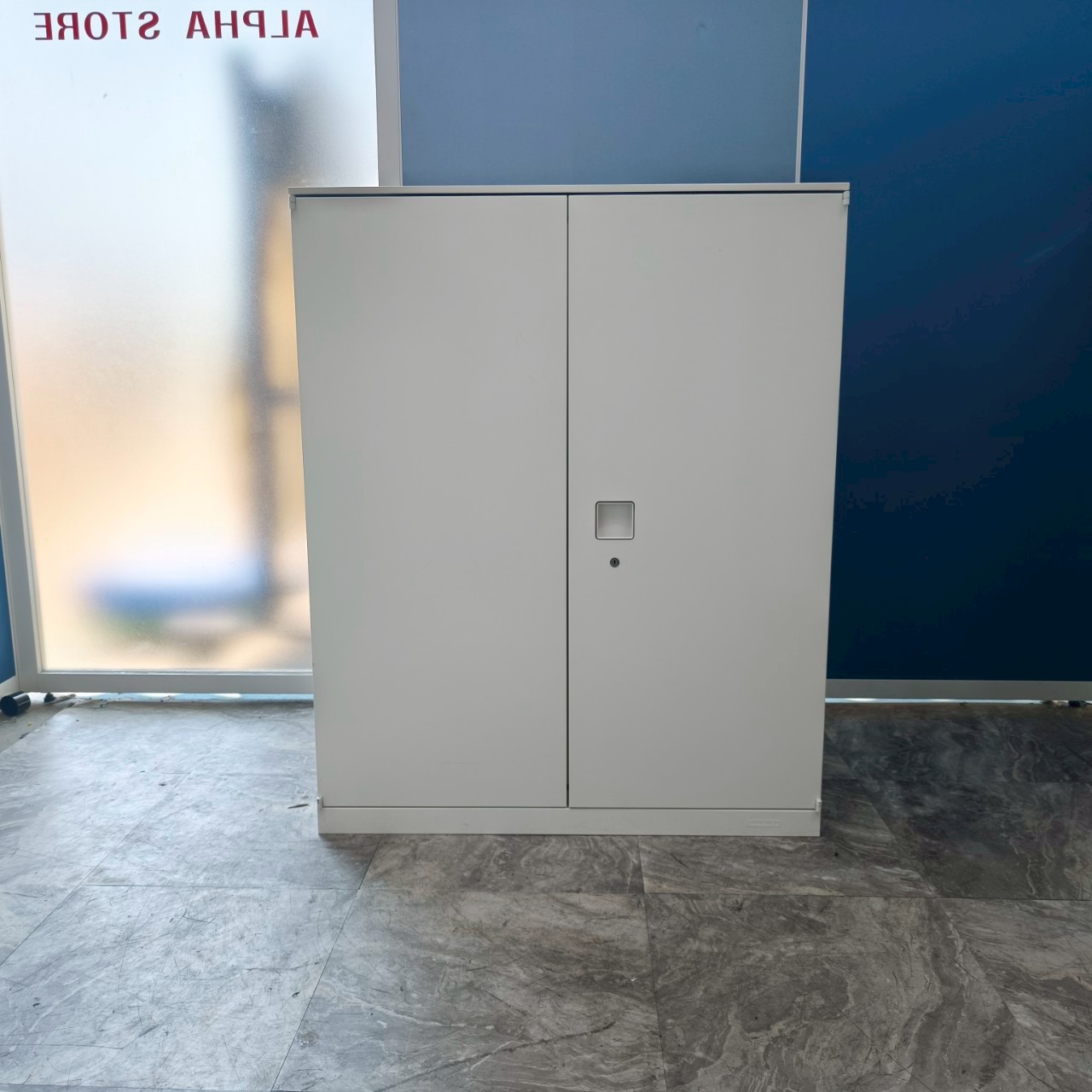 【楽天市場】【中古】オカムラ レクトライン 書庫 okamura ローキャビネット 両開き ホワイト 4B313YZA75 W900 ...