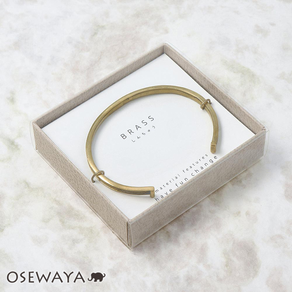 【楽天市場】ブレスレット ニッケルフリー スイッチ 経年変化 BRASS しんちゅう 真鍮 ケース入り ハーフバングル | OSEWAYA アクセサリー レディース 金属アレルギー 女性 大人 ...