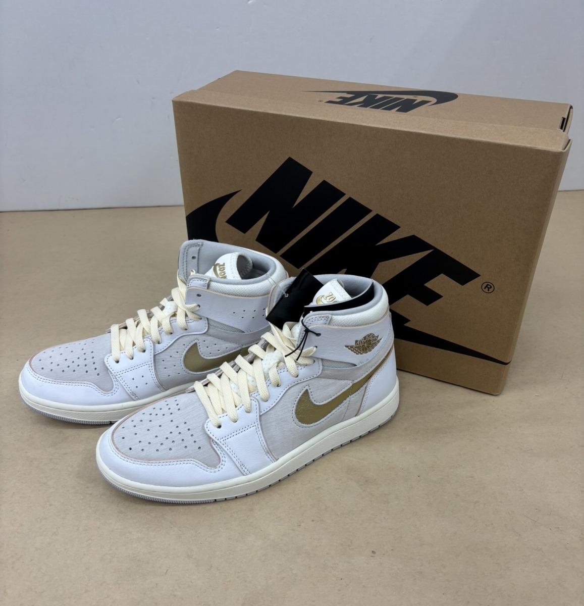 【楽天市場】【送料無料】NIKE AIR JORDAN 1 RETRO HIGH ZOOM CMFT2"Metallic Gold ...