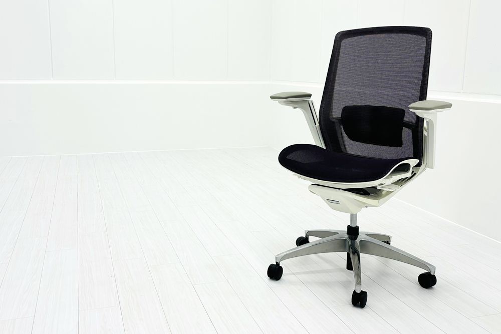 【楽天市場】オカムラ フィノラチェア 中古 2020年製 OKAMURA Finora メッシュ 中古オフィス家具 可動肘 パープル ...