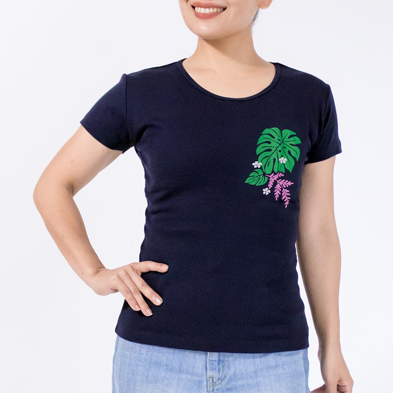 【楽天市場】フラダンスTシャツ−Uluwehi hawaii [モンステラ] ネイビー レディース tsht-monstera【1枚までメール ...