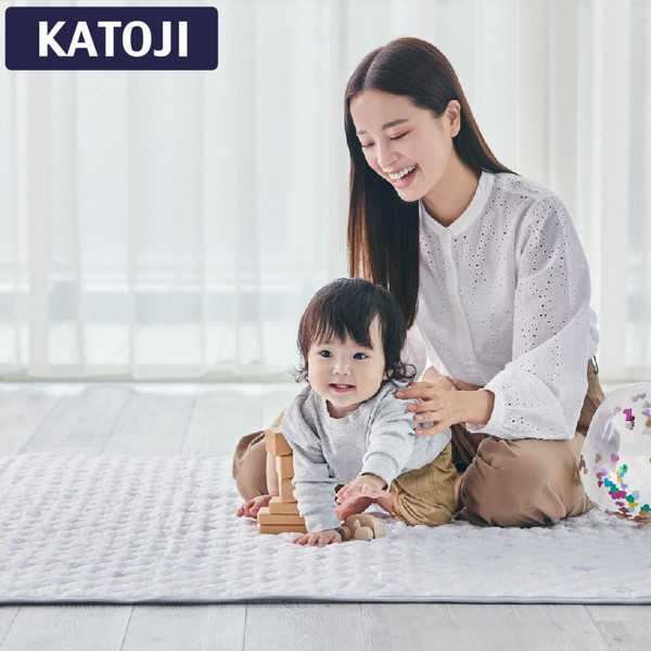 【楽天市場】【在庫限り】\170cm×170cm 大きなプレイマット／ カトージ 裏地 滑り止め加工 洗える キルティング KATOJI 木製ベビーサークル対応マット ユニコーン柄 ベビー ...