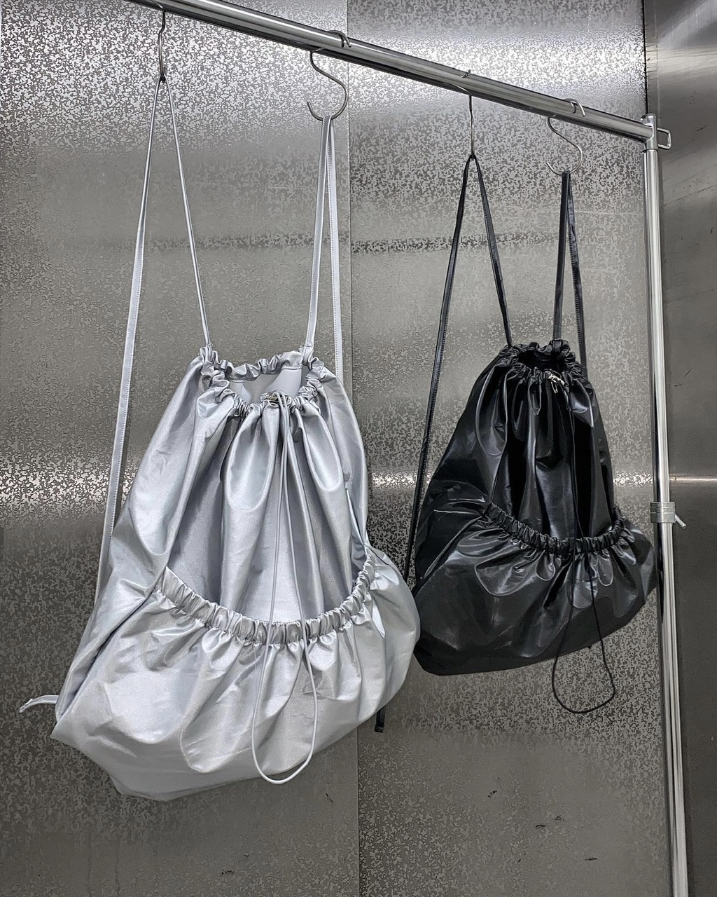 【楽天市場】正規品【 XU string knapsack 2 (2color) 】 エックスユー ストリングナップザック バック ...