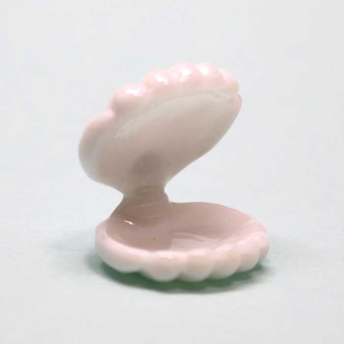 【楽天市場】ガラス細工 シェル小(白) シェル かい 貝shell 海 海中 真珠 白 ミニチュア ガラス ガラス細工 ディスプレイ ...