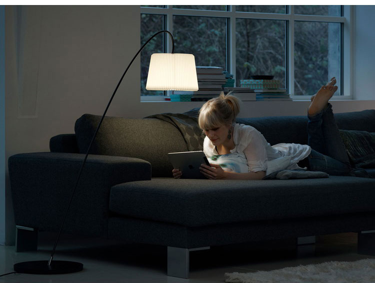 【在庫有】日本正規品 LE KLINT レ・クリント SNOWDROP スノードロップ フロアランプ KF320M レクリント フロアライト スタンドライト フロアスタンドライト 間接照明 ...